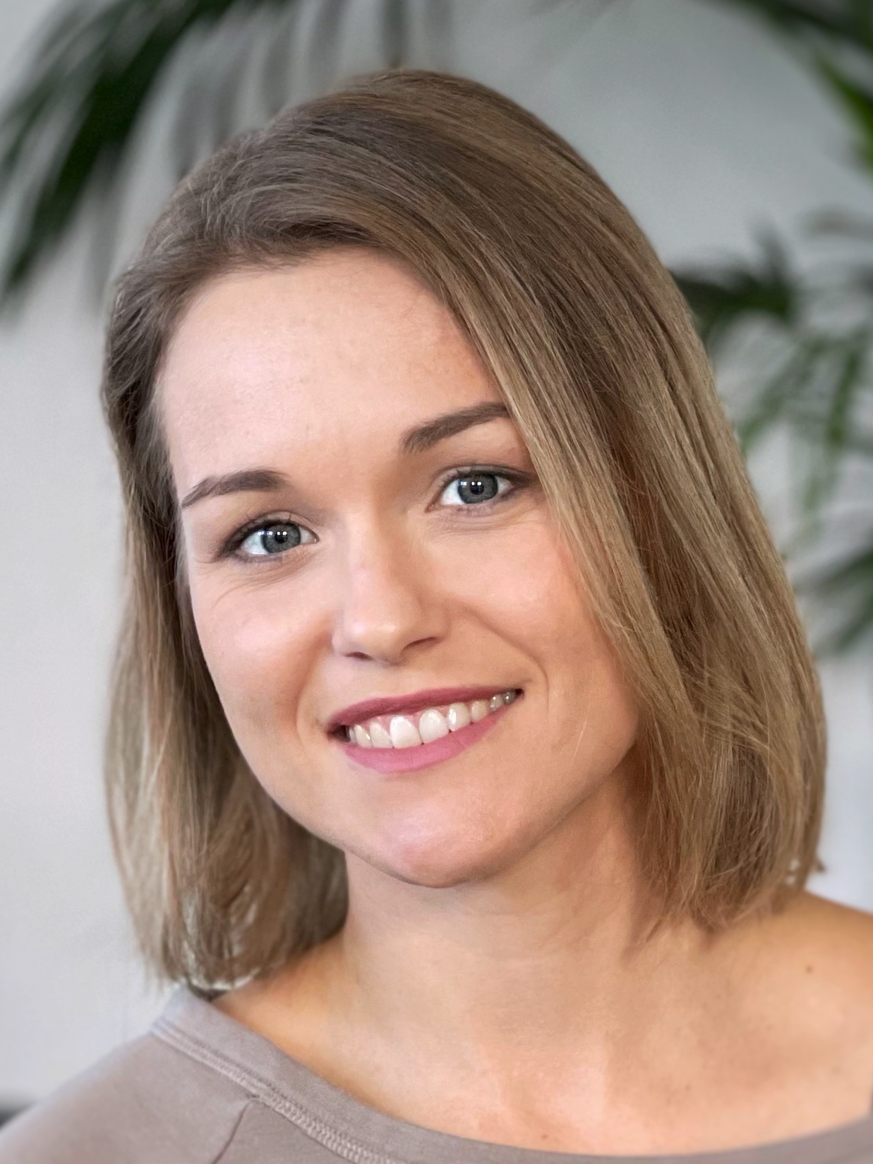 Home » Ingrid Miller